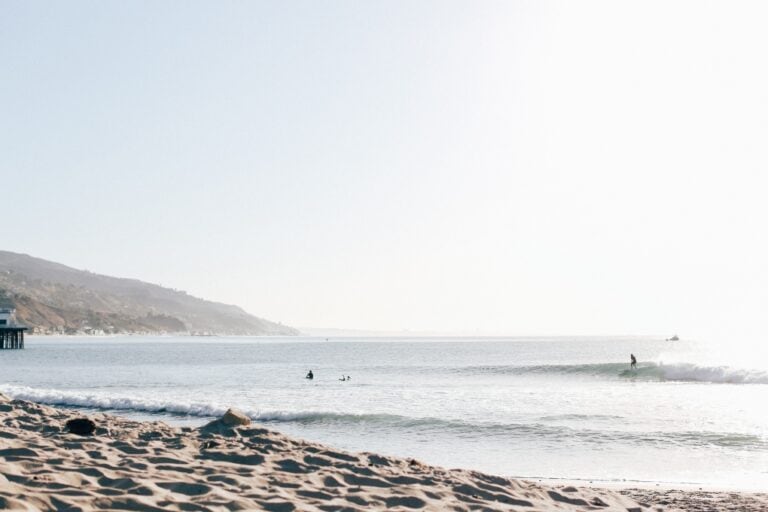 A Guide to Surfing in LA: 21 Excellent Surf Spots — Make the Trip Matter